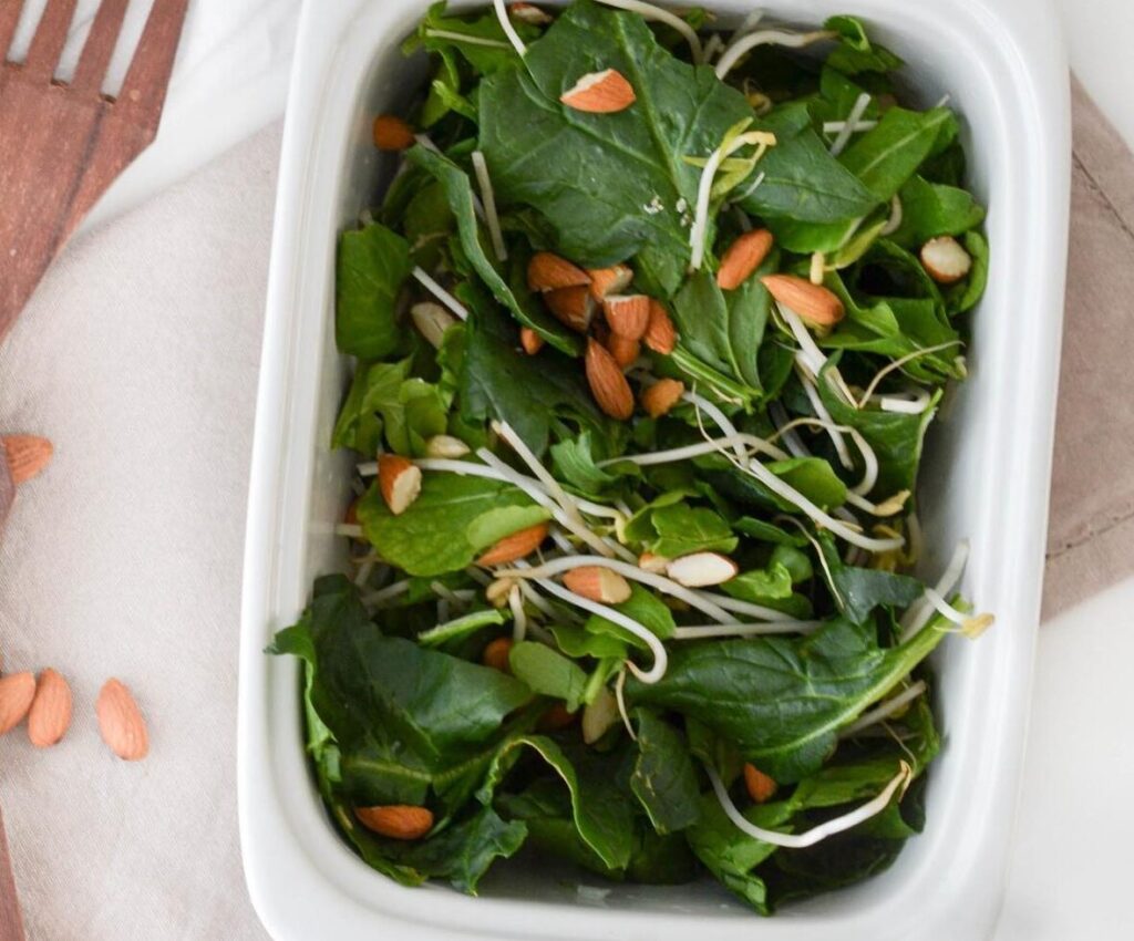 Receta para hacer ensalada de espinacas colombiana