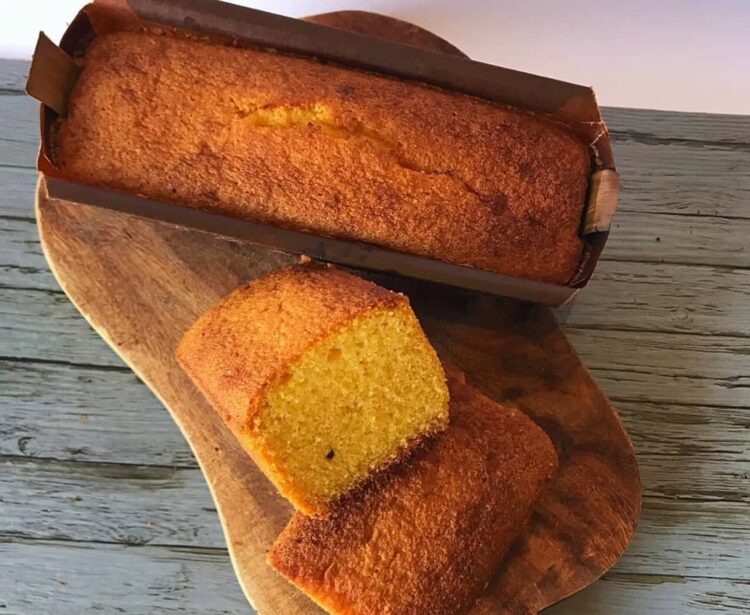 Receta para hacer torta de pan colombiana